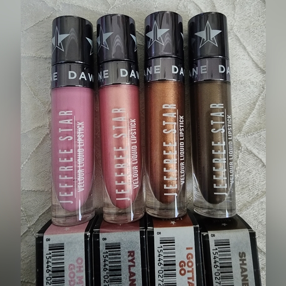 Jeffree Star | Makeup | Jeffrey Star Velour Liquid Lipstick I Gotta Go ...